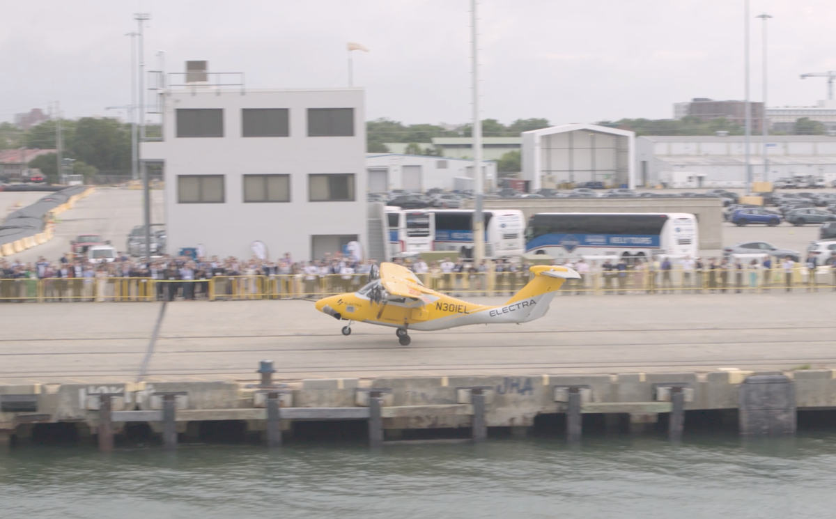 Hybrid-Electric Aircraft Completes First Urban Demonstration - Advanced ...